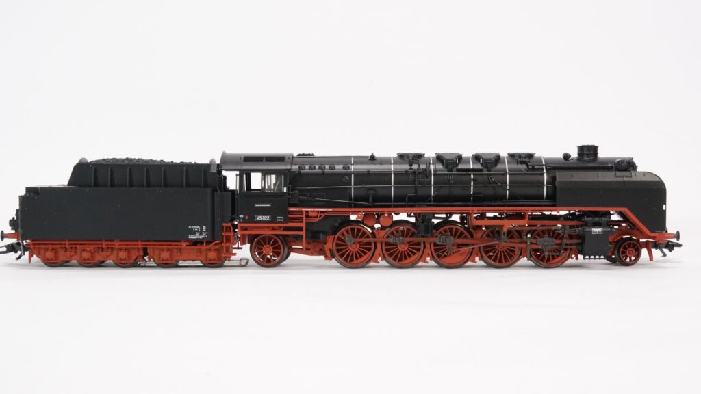 Märklin 37454 H0 DB Dampflok BR 45 mfx exklusiv